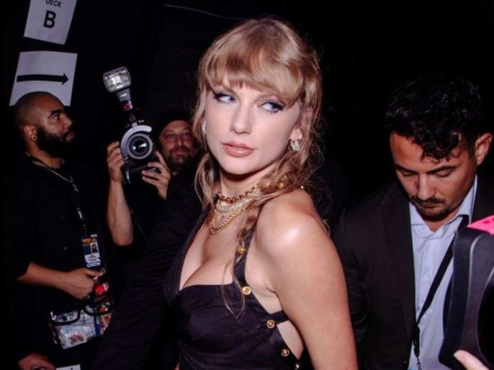 Is Taylor Swift Hinting 'Reputation (Taylor's Version)' With '1989 ... Is Taylor Swift Hinting 'Reputation (Taylor's Version)' With '1989 ...